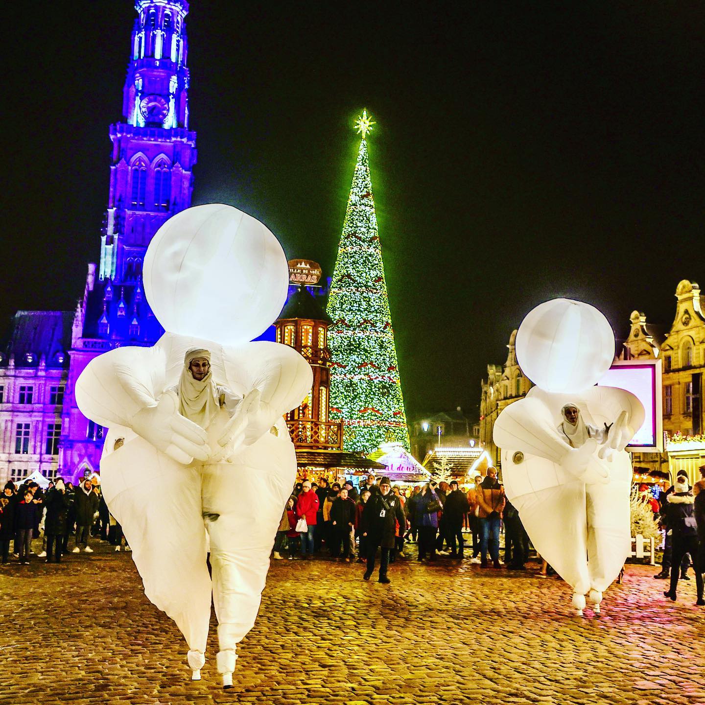 "Rêve d'Herbert" à Arras le 4 décembre 2022 - La compagnie des Quidams
